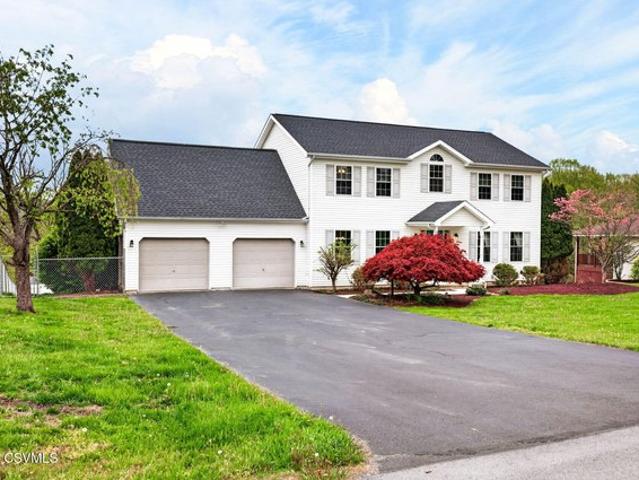 906 Cherry Hill Rd, Bloomsburg, PA 17815