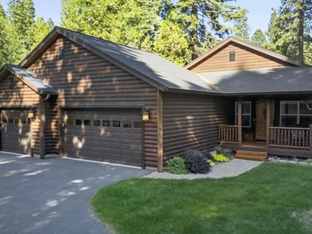 906 Clifford Dr, Lake Almanor, CA 96137