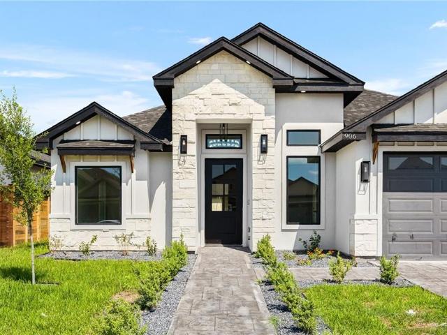 906 Azalea Street
