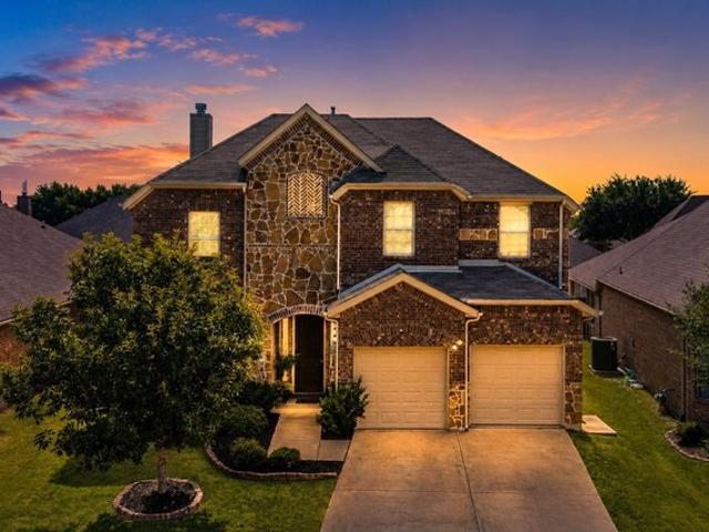 906 Bald Cypress Dr, Fate, TX 75087