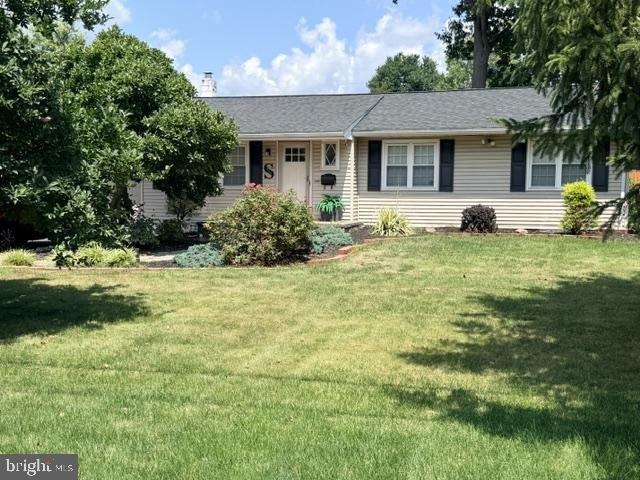 906 Big Oak Rd, Yardley, PA 19067