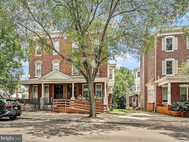 906 Dekalb St, Norristown, PA 19401