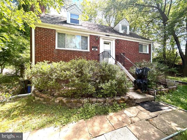 906 Dryden Court