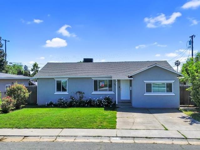 906 E 19th St, Marysville, CA 95901