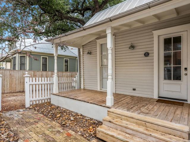 906 E Carson St, San Antonio, TX 78208 | MLS #1944 | Compass