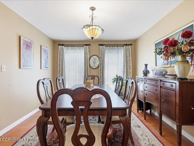 906 Horizon Drive