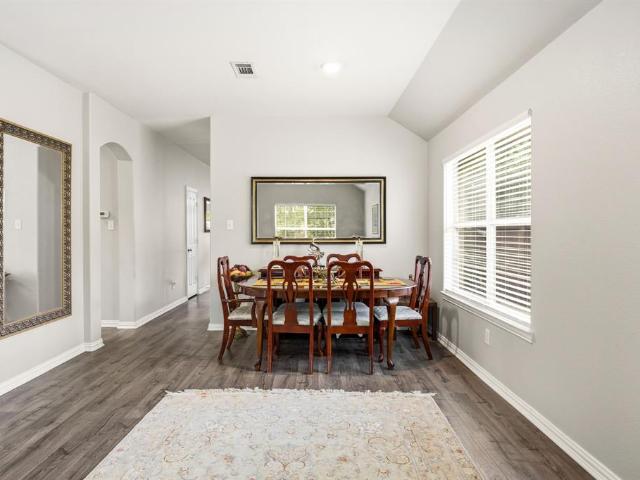 906 Horizon Ridge Circle