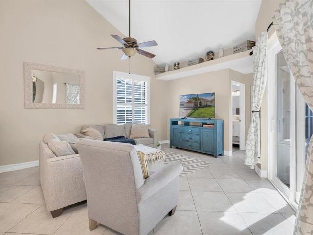 906 Landmark Cir, Tierra Verde, FL 33715 | MLS #TB8485