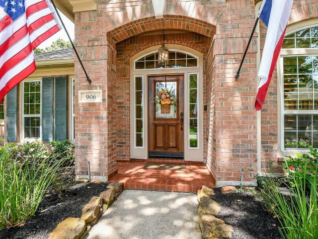 906 Mahogany Run Drive