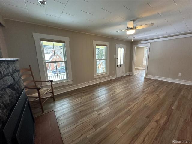 906 Main Street