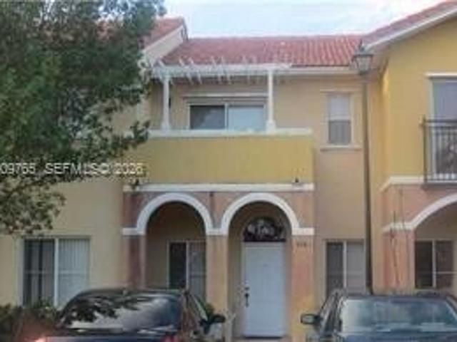 906 N Santa Catalina Cir, North Lauderdale, FL 33068