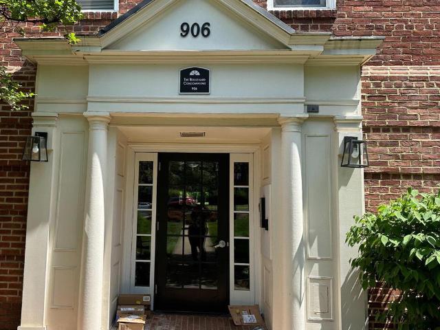 906 S Washington Street # 302