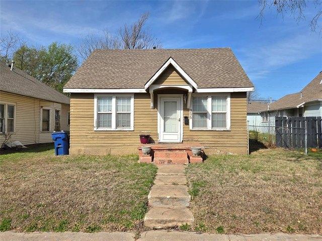 906 S Rock Island Ave, El Reno, OK 73036