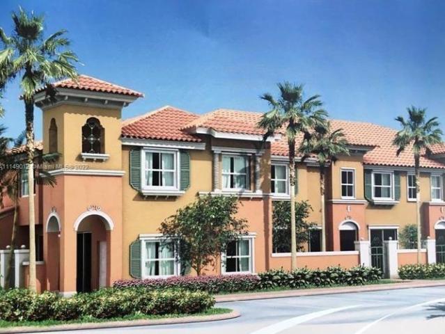 906 SW 143rd Ave #2005 Pembroke Pines, FL 33027