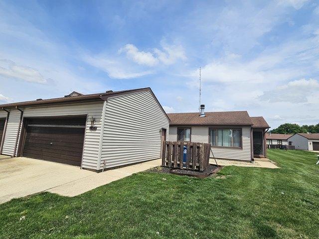 906 Pomona Dr Unit 906, Champaign, IL 61822