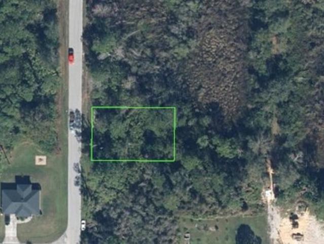 906 Porsche Ave, Sebring, FL 33872