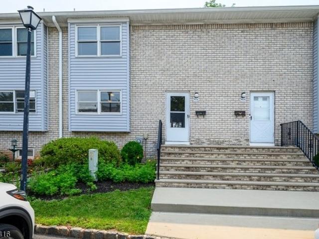 906 Robin Rd, Hillsborough Twp, NJ 08844
