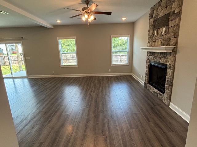 906 Recurve Ct