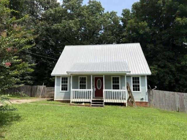 906 Ridgewood Dr, Remlap, AL 35133