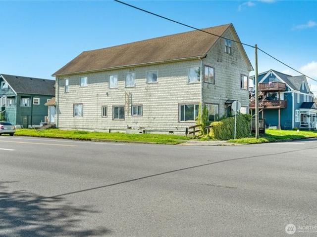 906 W Market St, Aberdeen, WA 98520