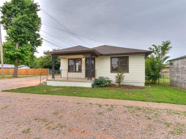 906 W Ridgewood St, Shawnee, OK 74801