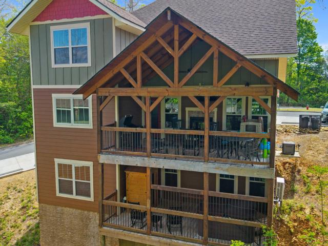 906 Whittlers Way