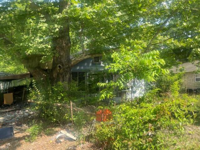 906 Winston Rd, Columbus, GA 31903