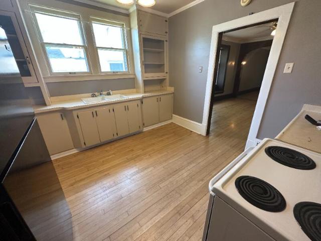 906 Union Ave, Unit 908