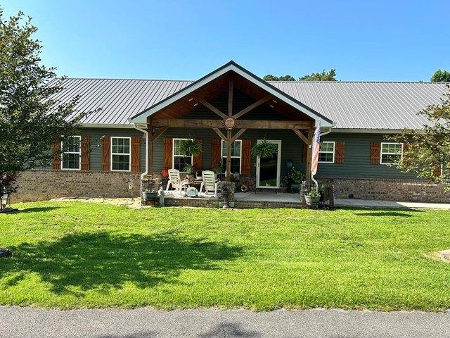 906 Virginia Ave, Chatsworth, GA 30705
