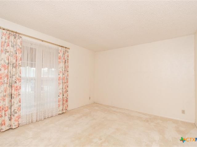 906 Yorktown Drive