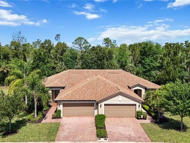 9074 Triangle Palm Ln, Fort Myers, FL 33913