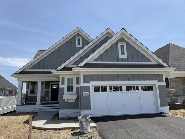 9075 Mills Ln, Chanhassen, MN 55317
