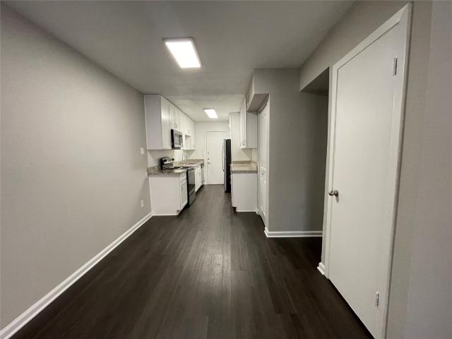 9075 Gaylord Drive 76