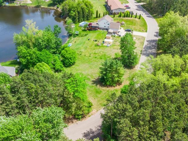 9076 Pineview Lake Court