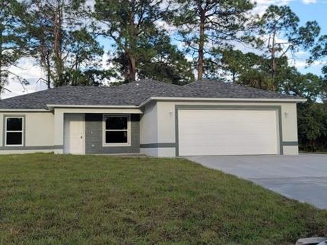 9077 Bamboo Cir, Labelle, FL 33935