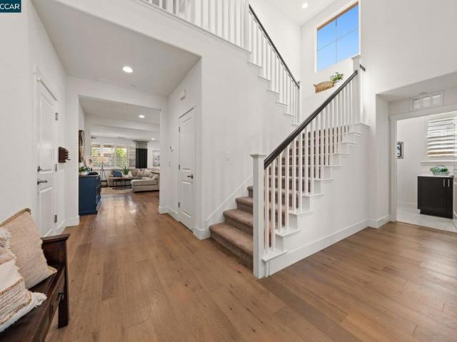 9078 Tradewinds Cir