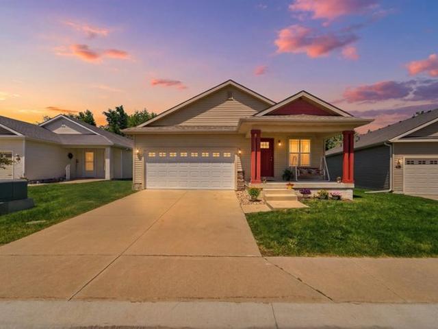 9079 Linden Dr, West Des Moines, IA 50266
