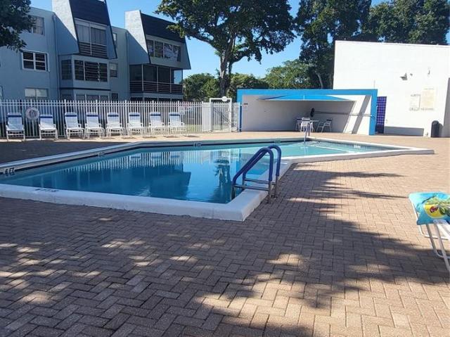 9070 Lime Bay Blvd, Unit 309, Tamarac, FL 33321 | MLS #F10555