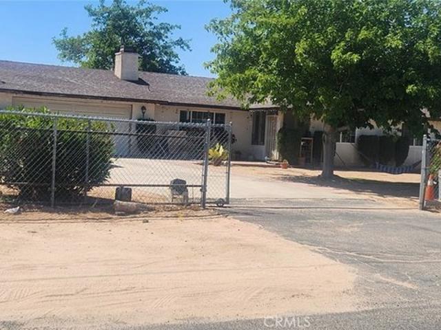 9070 6th Ave, Hesperia, CA 92345