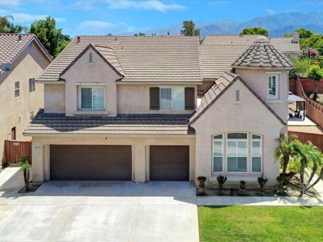 9071 Evonvale Dr, Corona, CA 92883