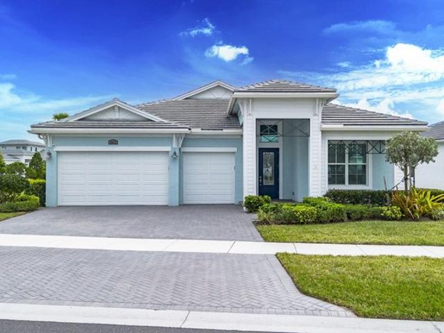 9073 SW Arco Way, Port Saint Lucie, FL 34987