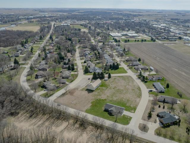 907 & 911 6th Street SW # Lots 31 & 32