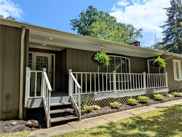 907 Circlewood Drive
