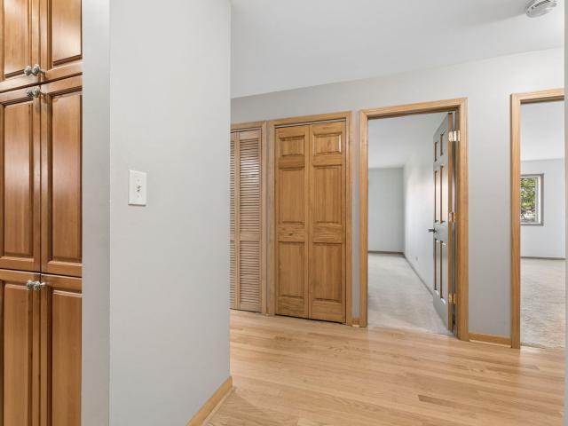 907 Curtiss Street # 304