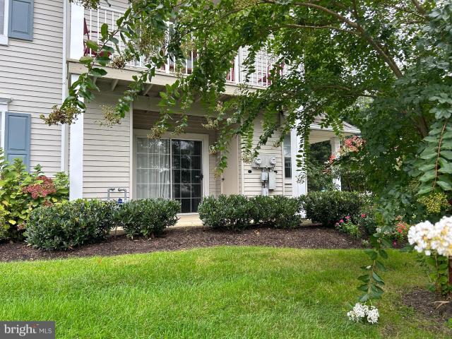 907 A Oliphant Ln, Mount Laurel, NJ 08054 | Compass