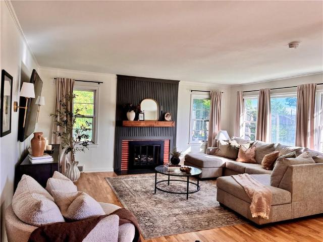 907 Ashland Court