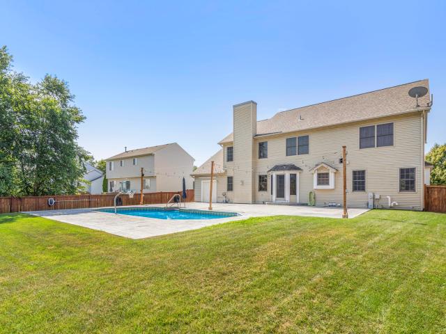 907 Autumn Ridge Road