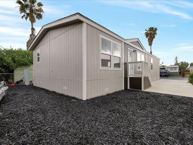 907 Bourn Dr Spc 99, Woodland, CA 95776