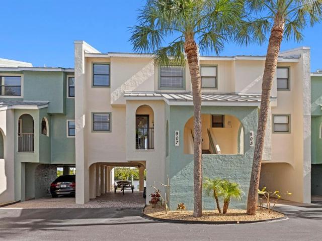 907 Bahia Del Sol Dr, Unit 907, Ruskin, FL 33570 | MLS #A4675
