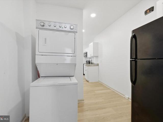 907 Belmont Avenue